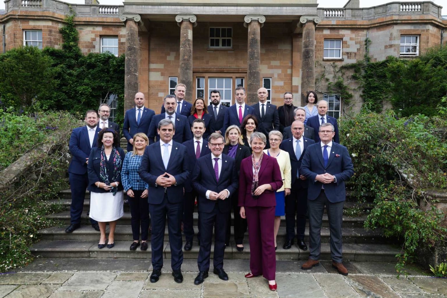 The UK promises to help combat Russian threats in the Western Balkans